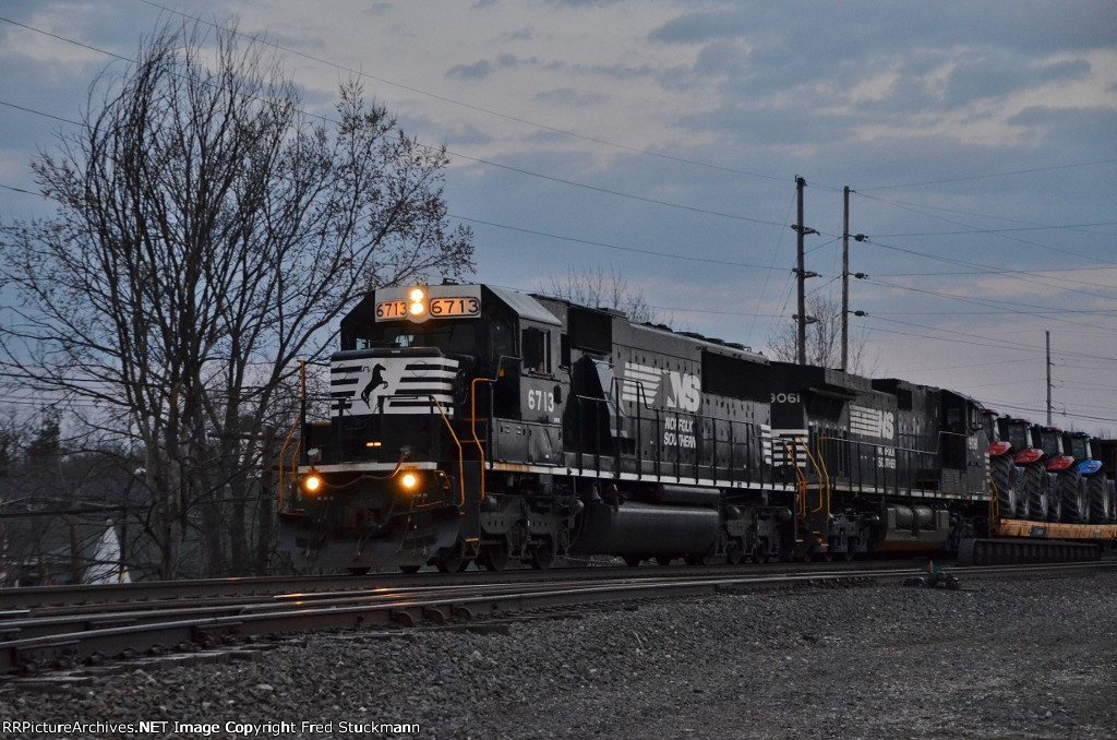 NS 6713 is train 16, at 8:01.